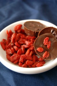 Goji Berry Chocolate Cups – The Sugar Pixie