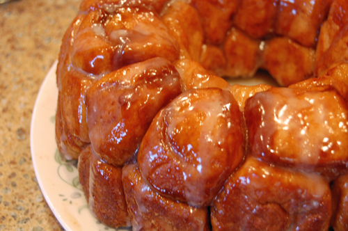 Overnight Cinnamon Monkey Bread | The Sugar Pixie
